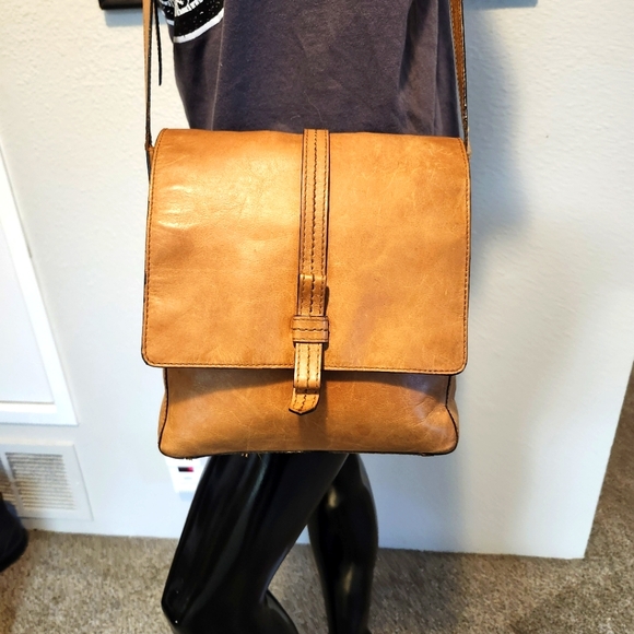 Nino BOSSI | Bags | Nino Bossitan Leather Crossbody Bag | Poshmark